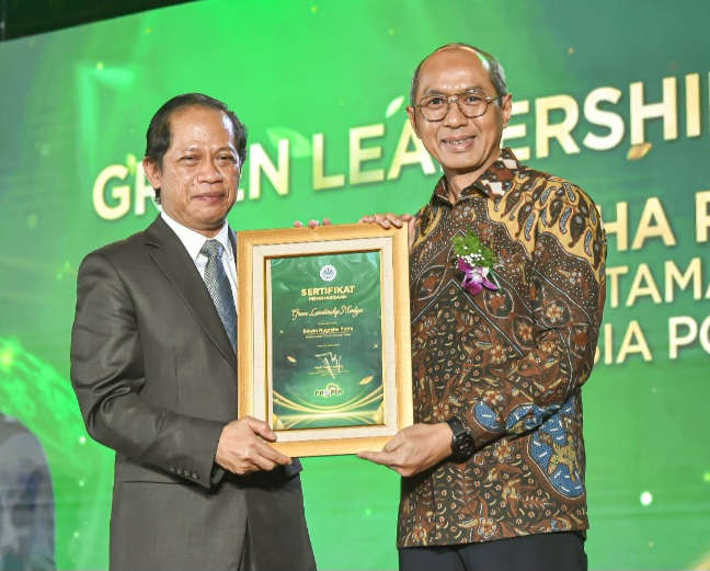 Dirut PLN Indonesia Power Dianugerahi Sebagai Green Leadership Madya oleh Menteri Lingkungan ...