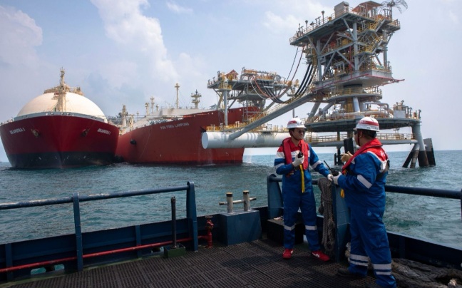Perkuat Ketahanan Energi, FSRU Lampung Terima Pasokan LNG 130.000 M3 ...